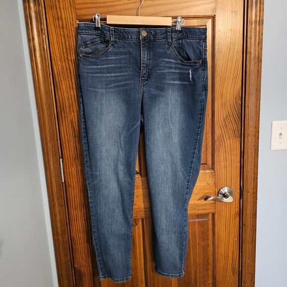 Democracy | Jeans | Democracy Absolution Womens Size 6 Medium Wash ...